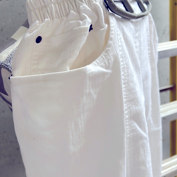 Cathy Daniels | Pants & Jumpsuits | Womans White Denim Capris Wear With ...